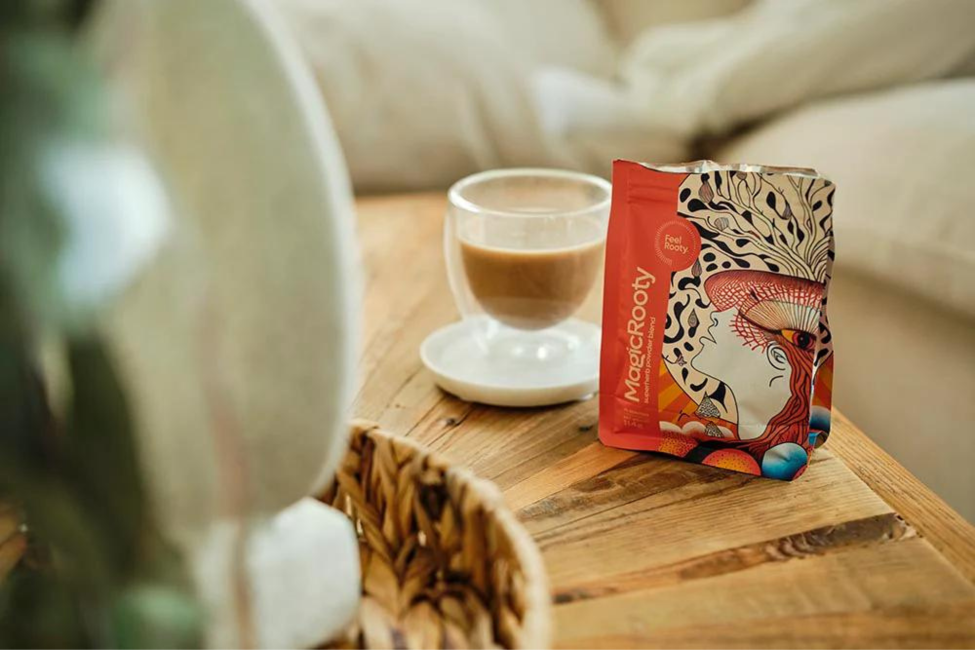 MagicRooty Kakav, magični napitek z adaptogeni in medicinskimi gobami ...